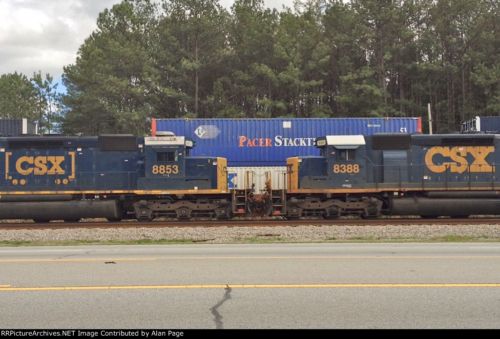 CSX SD40-2s 8853 and 8388